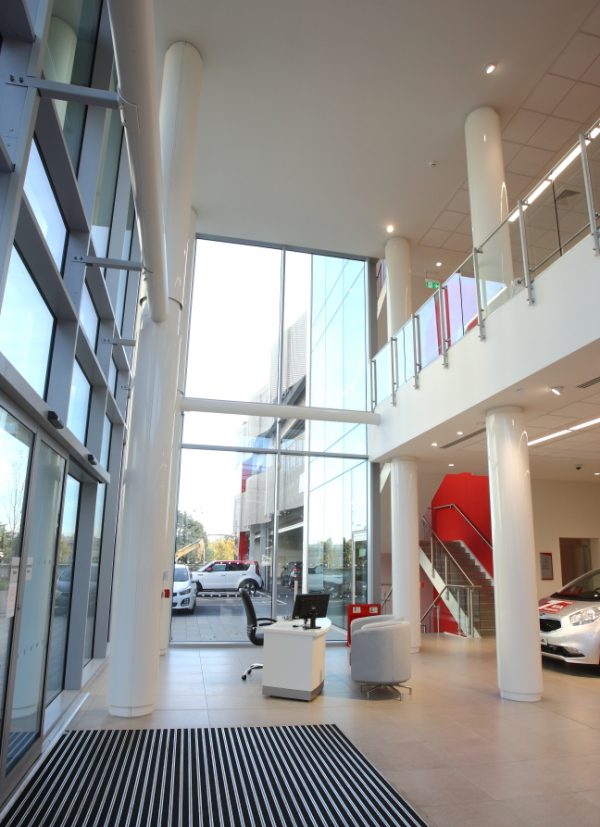 Kia Motors’ new flagship London showroom covers up with Encasement ...